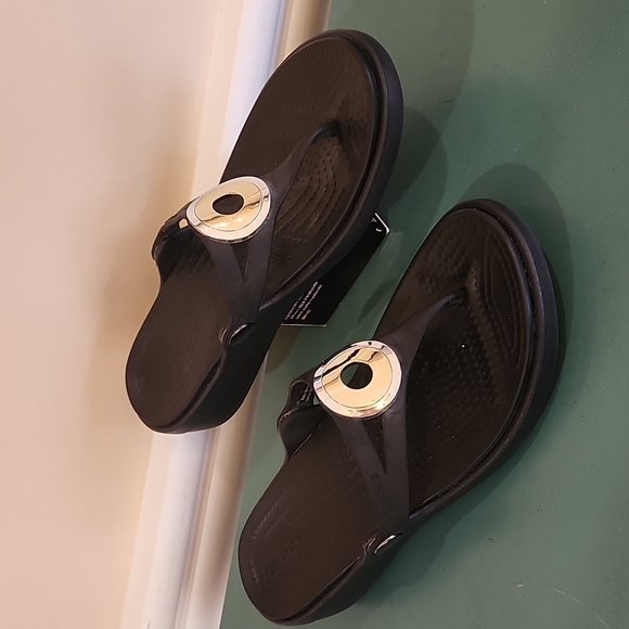 CROCS | Shoes | Crocs Sandals Womens Size 5 | Poshmark